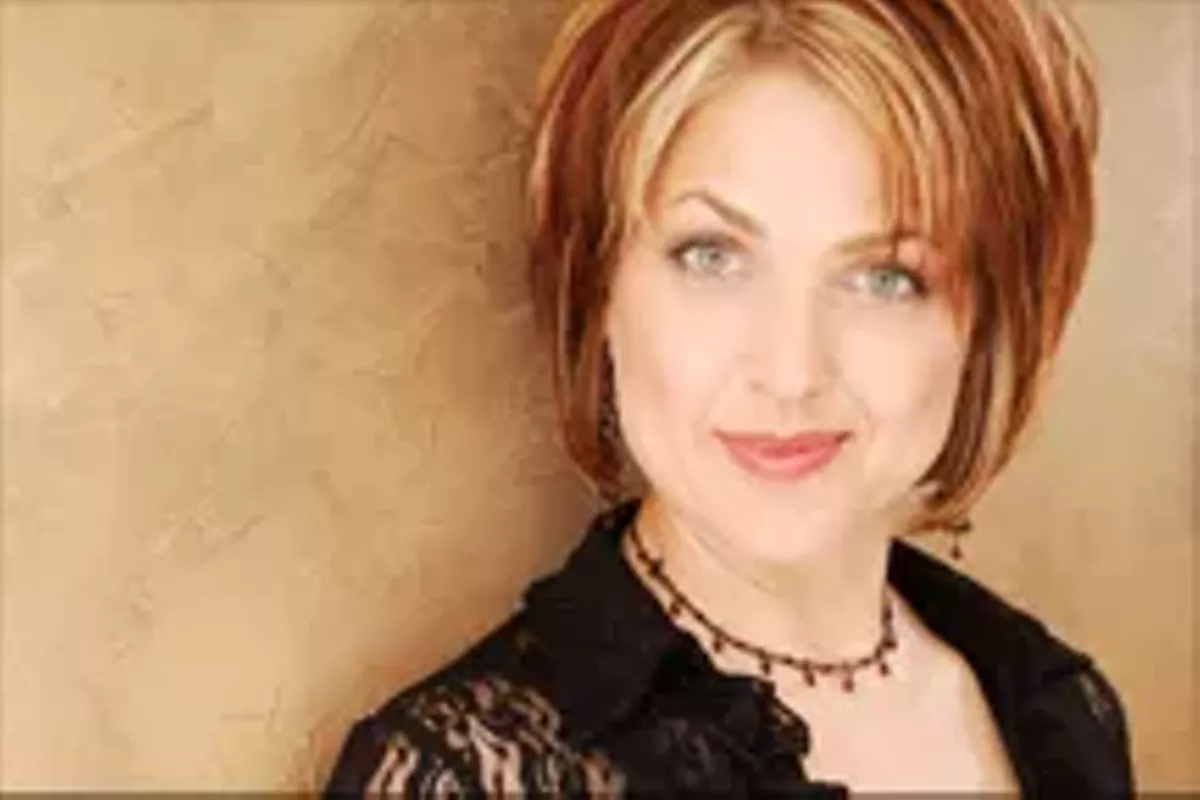 Theater Recap: Andrea Canny's "Contemporary Cabaret 101" Closes at Mad ...