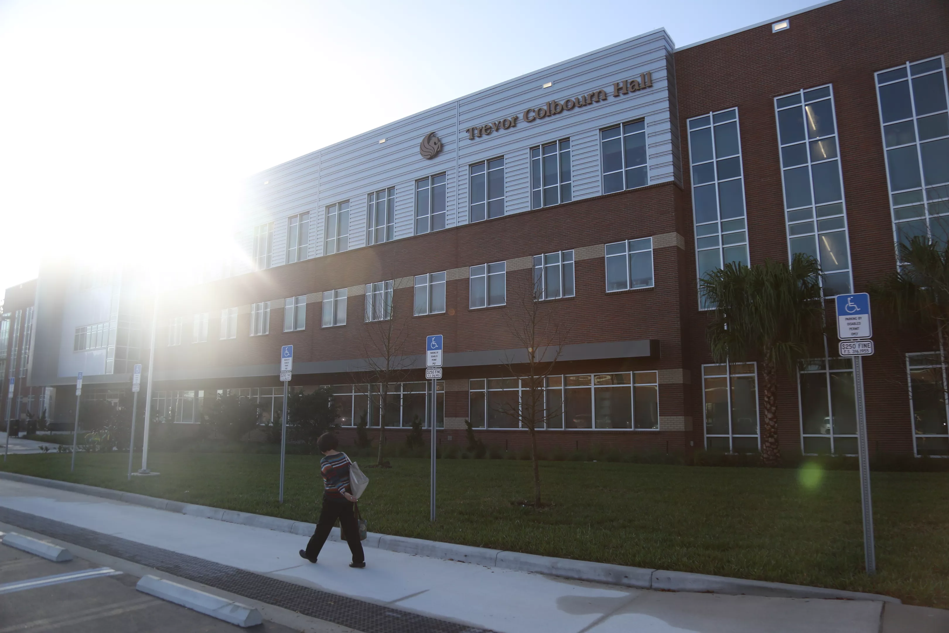 Board of Trustees accepts UCF President Dale Whittaker's resignation ...