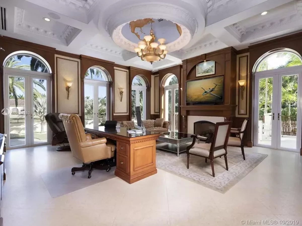 This $25 million Florida mansion is made with $3 million in marble ...